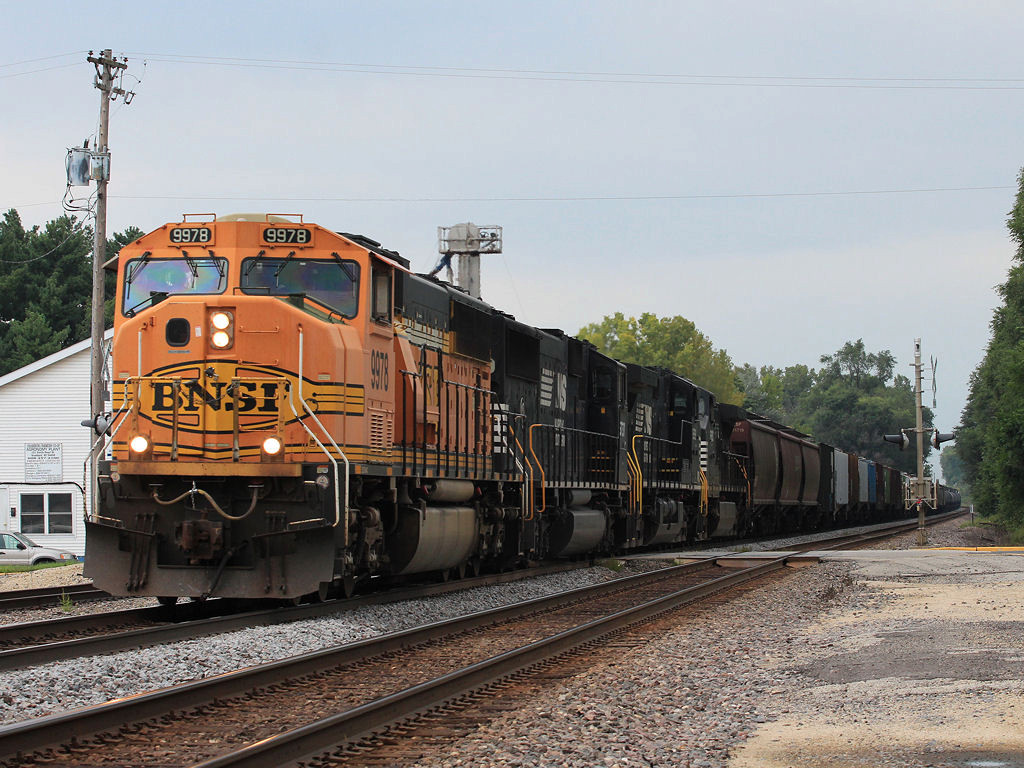 BNSF 9978